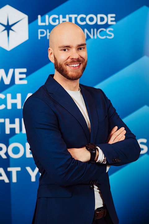 Cepton Appoints CCO; Swave Photonics Adds Digital Holography Fellow: People in the News: 09/20 ...